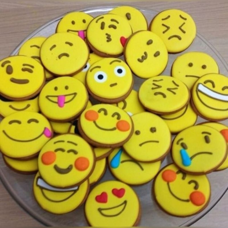 Ihanalicious Butter Cookies Theme Emoji Smiley Emoticon Emote ...