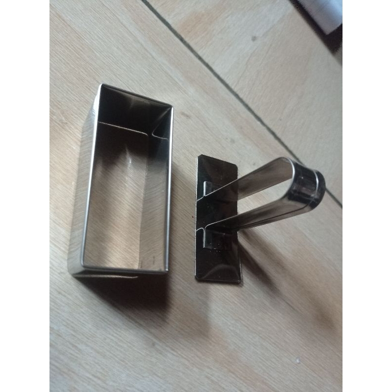 1 set of rectangular cake molds complete with press, stainless steel ...