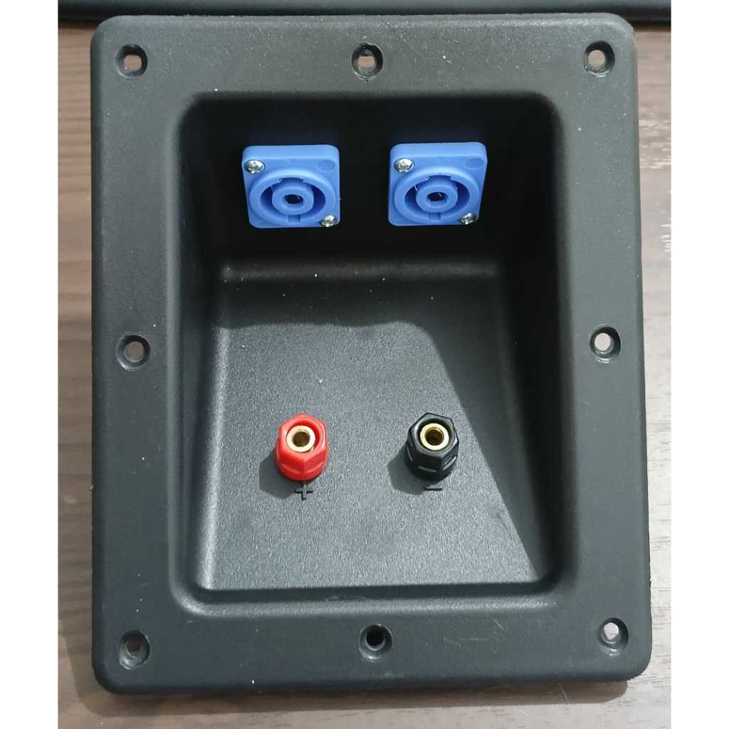 Plastic Large Concave Speakon Plate Panel + Blue Speakon Socket Speaker ...