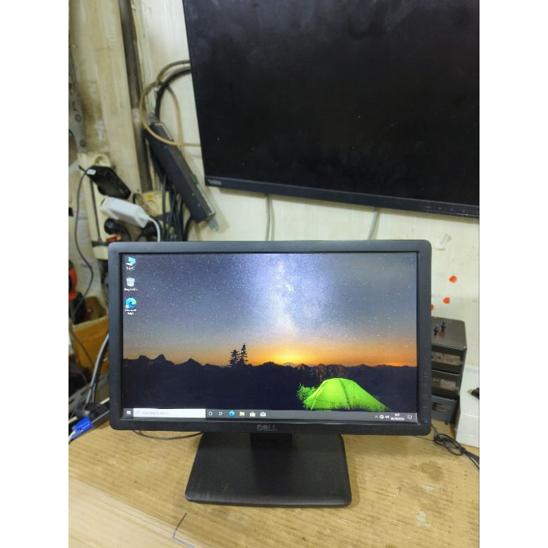 LAYAR Monitor Dell 19" inch VGA Port Minus Screen A Little Display ...