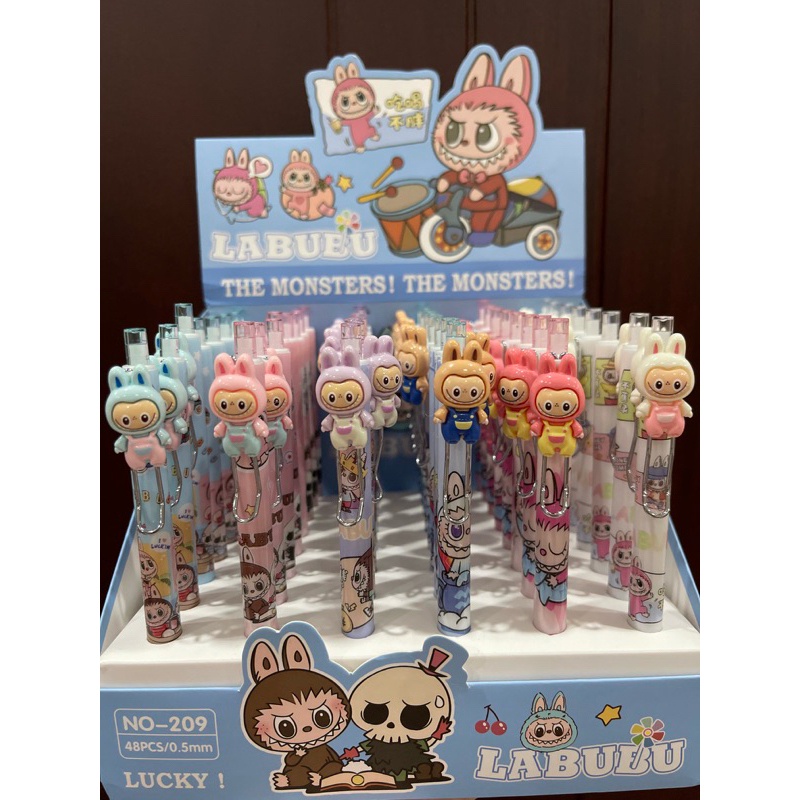 Kuma STORE PEN GEL model Buttonscarves (1pcs) Click LABUBU SANRIO ...