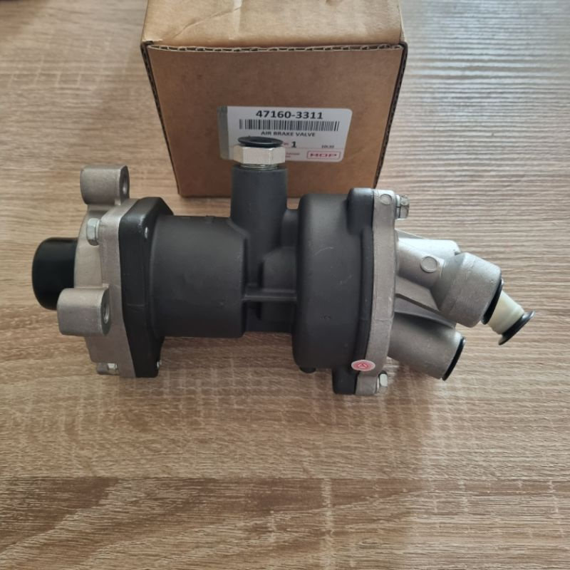 Brake VALVE BRAKE Oil Divider HINO LOHAN JO8E JO8C | Shopee Malaysia