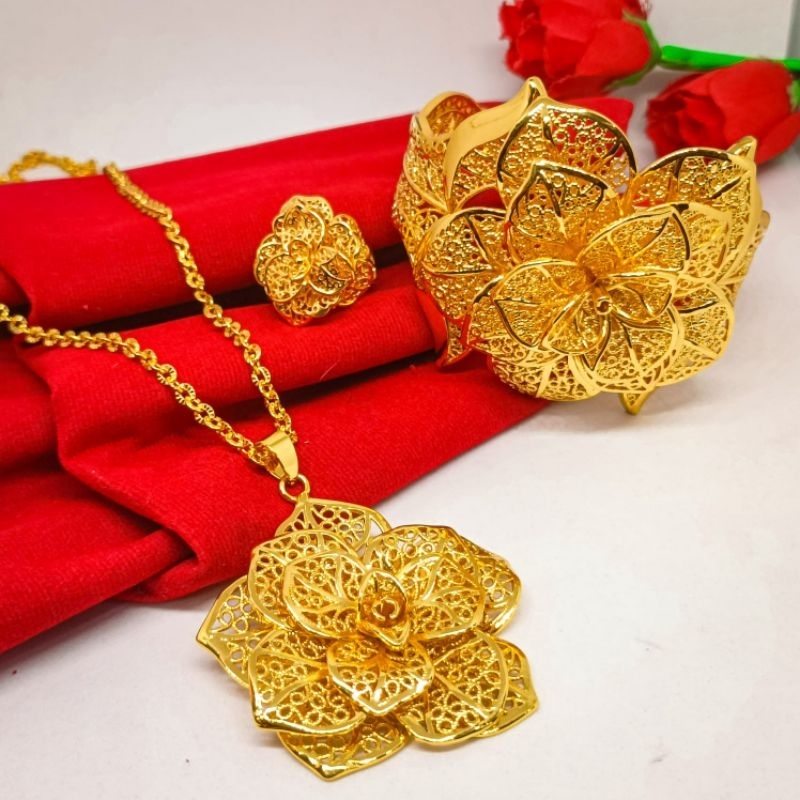 MAWAR A set Of Jewelry Necklace+Bracelet+Ring+Pendant The Latest Rose ...