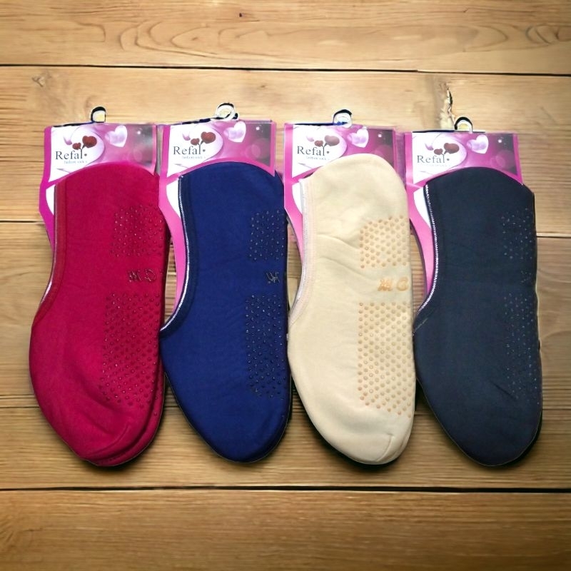 Anti-slip Tawaf Socks, Thick Ankle Model | Shopee Malaysia