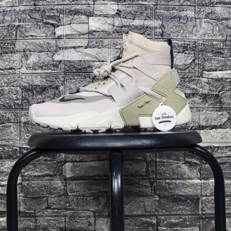 Nike AIR HUARACHE ULTRA GRIPP DESERT ASH | Shopee Malaysia