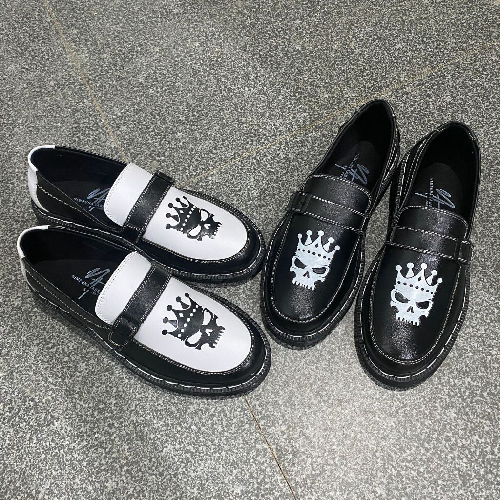 PUTIH HITAM Men's Formal Shoes Loafers Peny Loafer Skull Black And ...