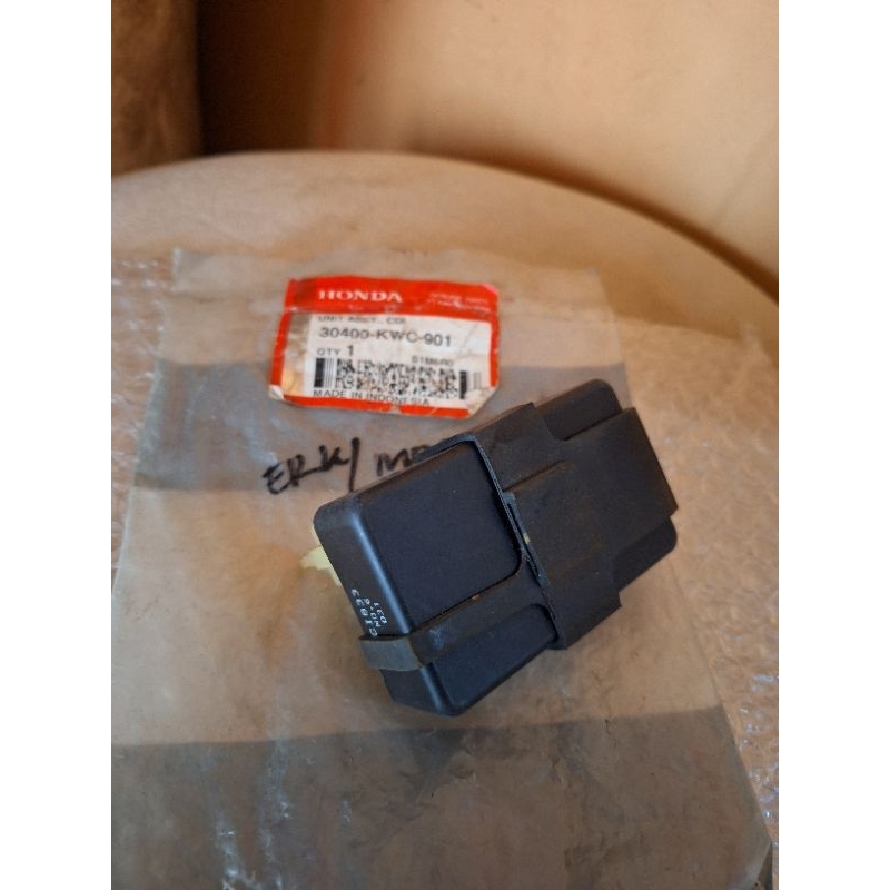 CDI unit Honda CS One CDI cs1 CS One original ahm Honda 30400-KWC-901 ...