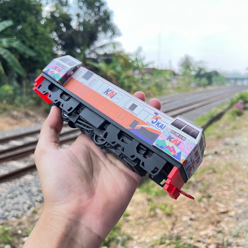 MESIN Miniature Train Locomotive cc206 HUT KAI 77 FULL Acrylic Machine ...
