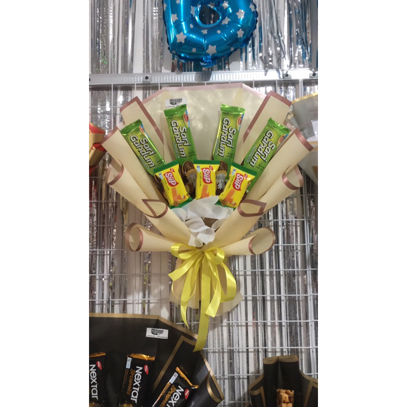 Snack Bouquet // Bouquet // Finished Bouquet | Shopee Malaysia