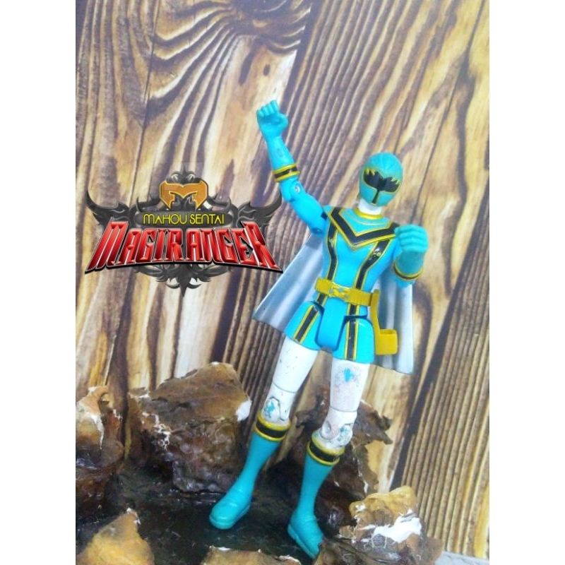 Action Figure Blue Ranger Super Sentai Magirager Power Ranger Mistyc ...