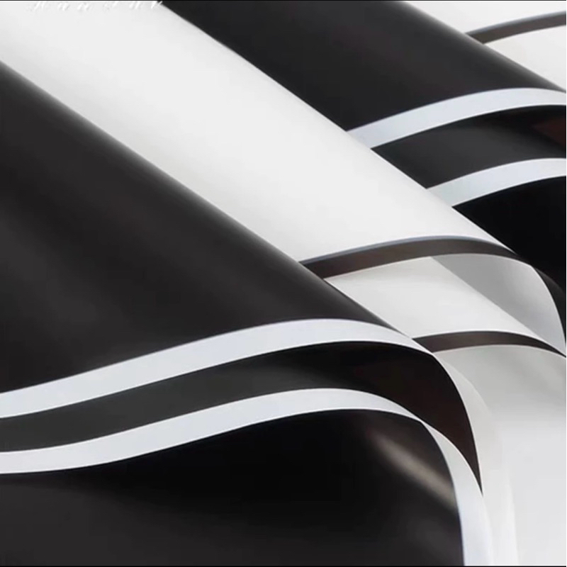 PUTIH HITAM Paper Cello Bouquet Monochrome lis Black White Black and ...
