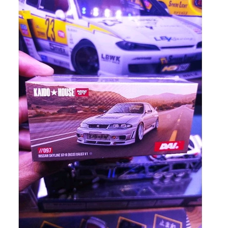 Mini GT X Kaido House Nissan Skyline GT-R (R33) DAI33 V1 | Shopee Malaysia