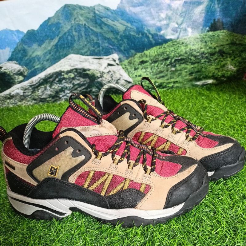 Pro-specs Outdoor Shoes 41/26 (Preloved) | Shopee Malaysia