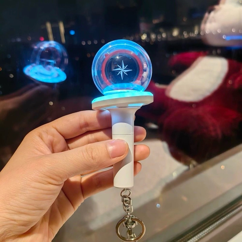 Stray kids Mini lightstick | Ls skz bangchan felix hyunjin in leeknow ...
