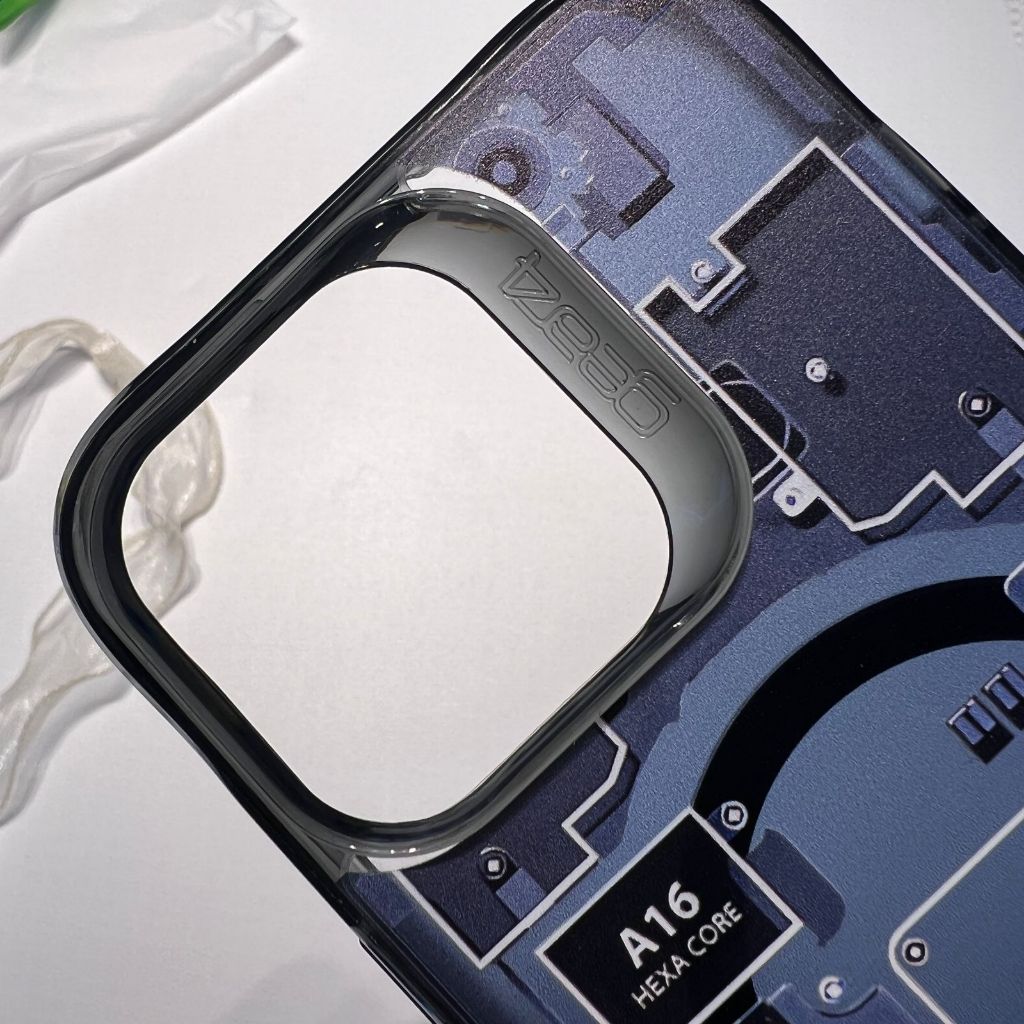 Spg CASE GEAR4 IC HEXACORE IPHONE 15 // IP 15 PLUS // IP 15 PRO // IP ...