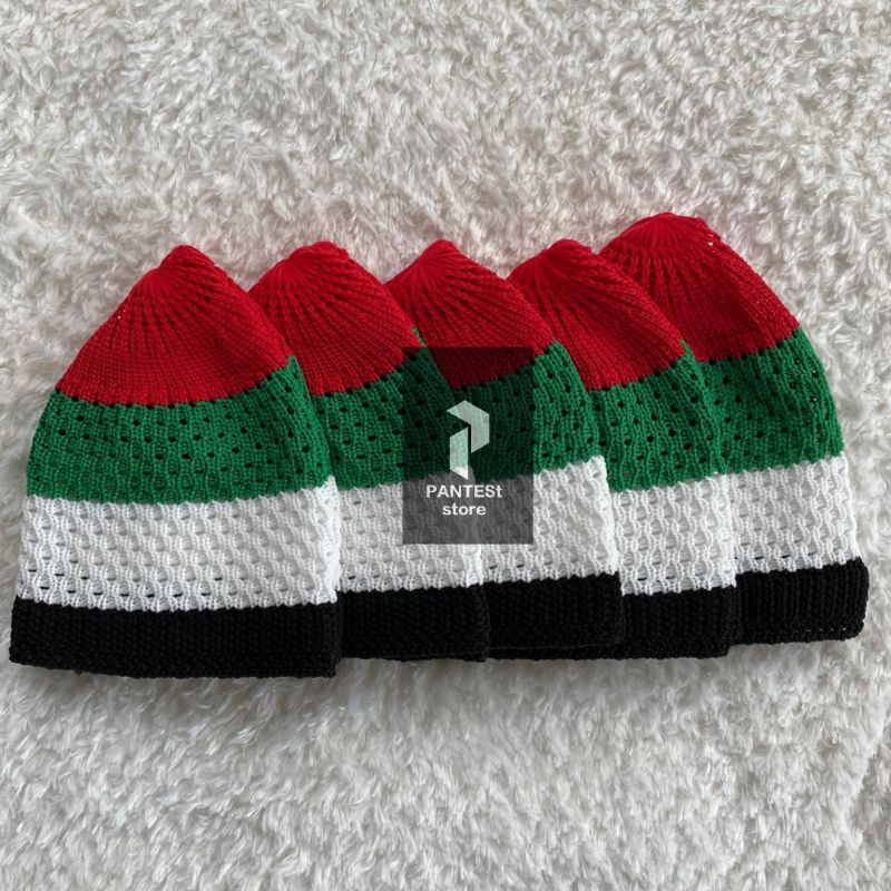 1 dozen (20 pcs) adult knitted caps, Palestinian flags,/ caps ...