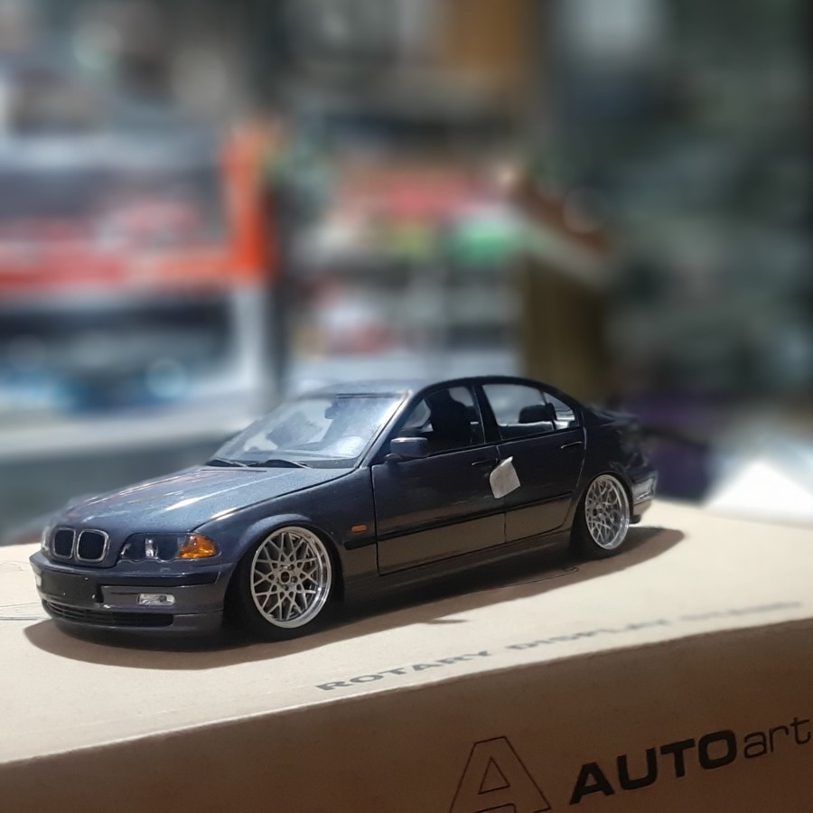 Diecast Scale 1:18 bmw e46 lowrider by UT models no box | Shopee Malaysia