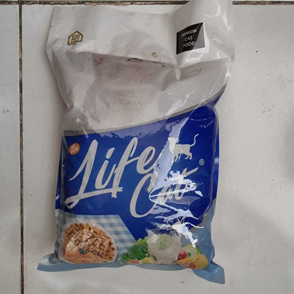 Life Cat - Dry Cat Food - Tuna Flavor - 1 Kg | Shopee Malaysia