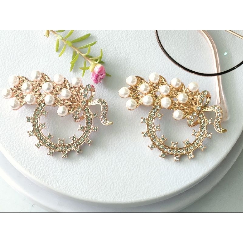 Beautiful Round Gem Chest Brooch | Side hijab Chest Brooch | Cute Chest ...