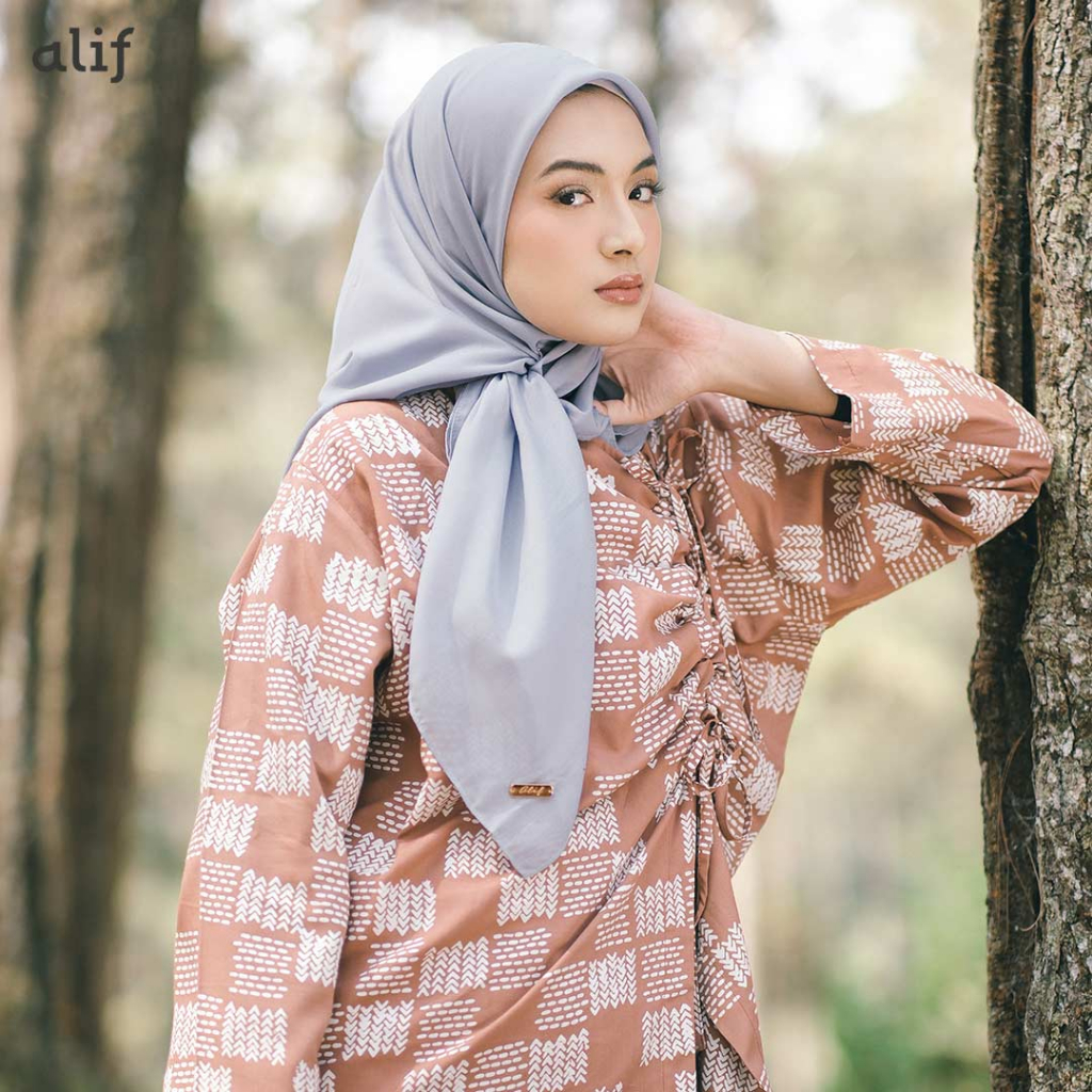 Alif Modern Wear - Hijab Polos Square Paris Premium Korea - Skyway ...