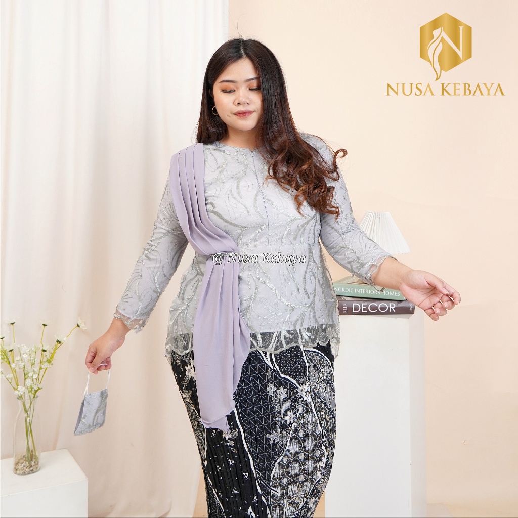 Nusa_Kebaya Jumbo Tile Shawl Kebaya Top LD 120 130 140 Cm Big Size ...