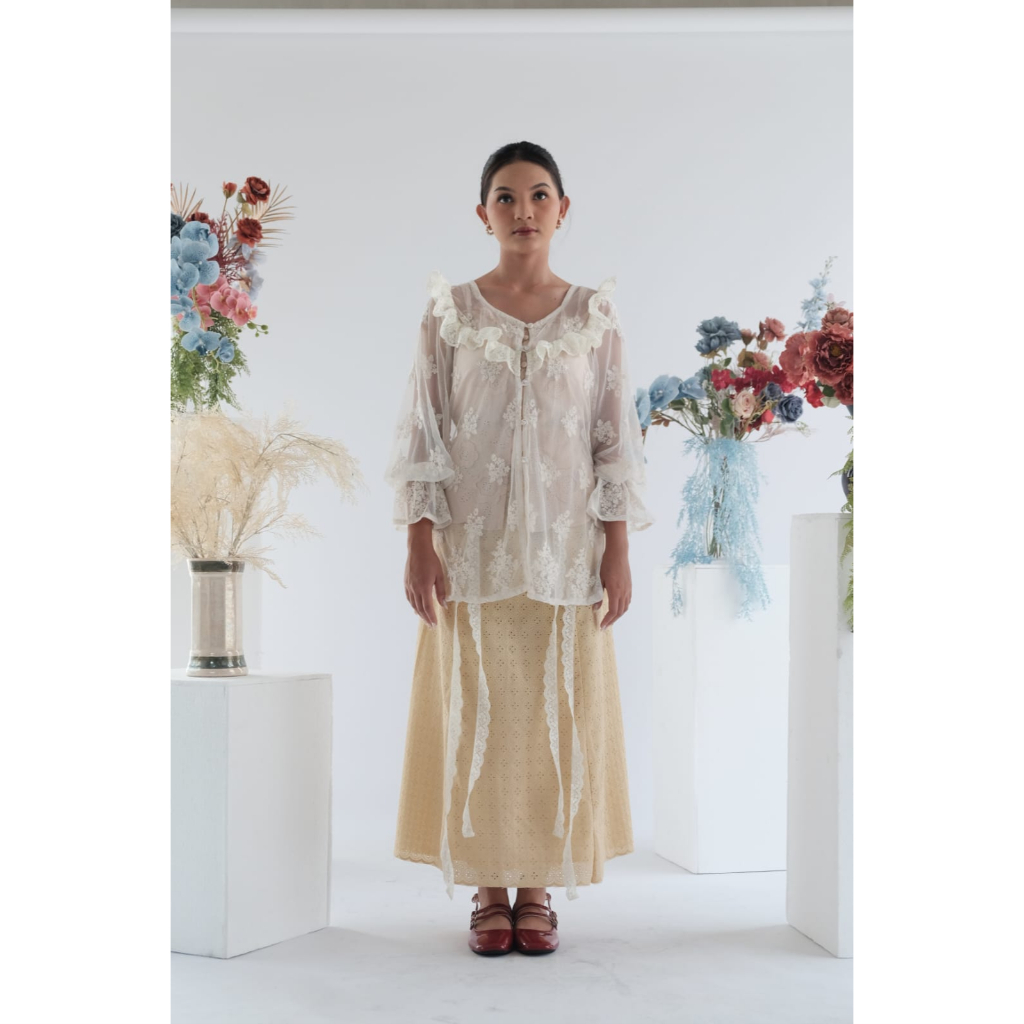 Dannis HOUSE - Mera and Ivori - Esya Top (Not inner and Skirt) | Shopee ...