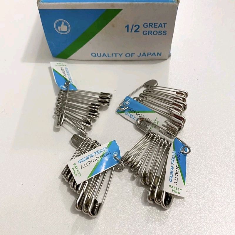 Safety pins 1 pack 12pcs PREMIUM JAPANESE / GREAT GROSS PIN 1/2 12pcs ...