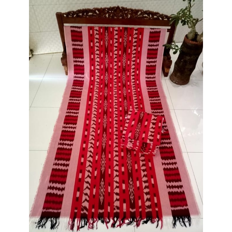 MERAH Nusantara Ethnic Woven Fabric, The Latest Red JEPARA Traditional ...
