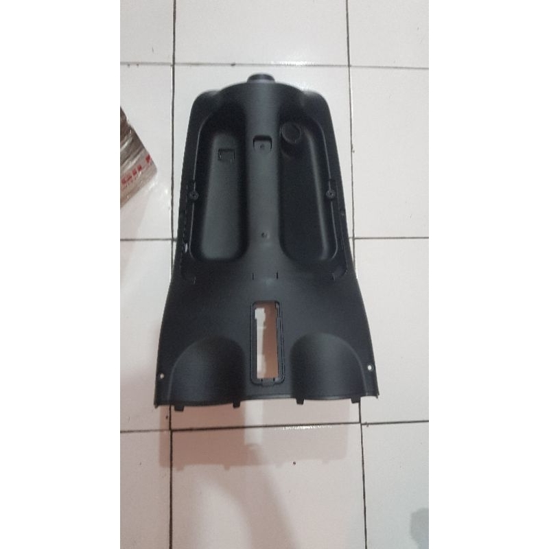 Dashboard, mudguard and bottom cover of the rear body of D8s, D8D ...