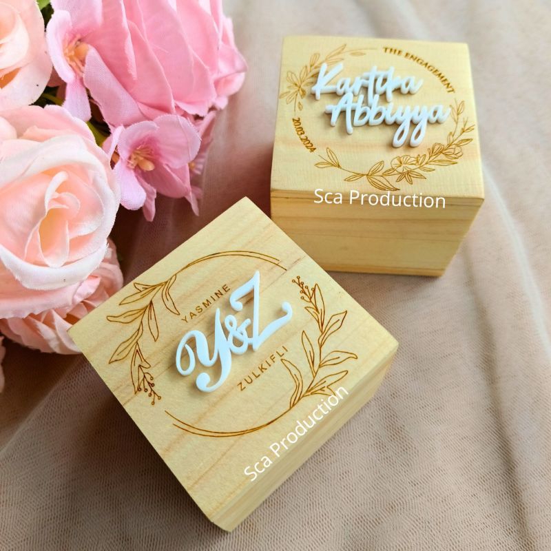 KAYU Proposal & Wedding Ring Box Made of Pine Wood, Size 6x6 cm ...