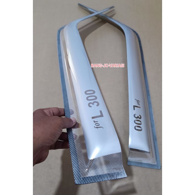 Mitsubishi L300 Silver Water Gutter | Shopee Malaysia