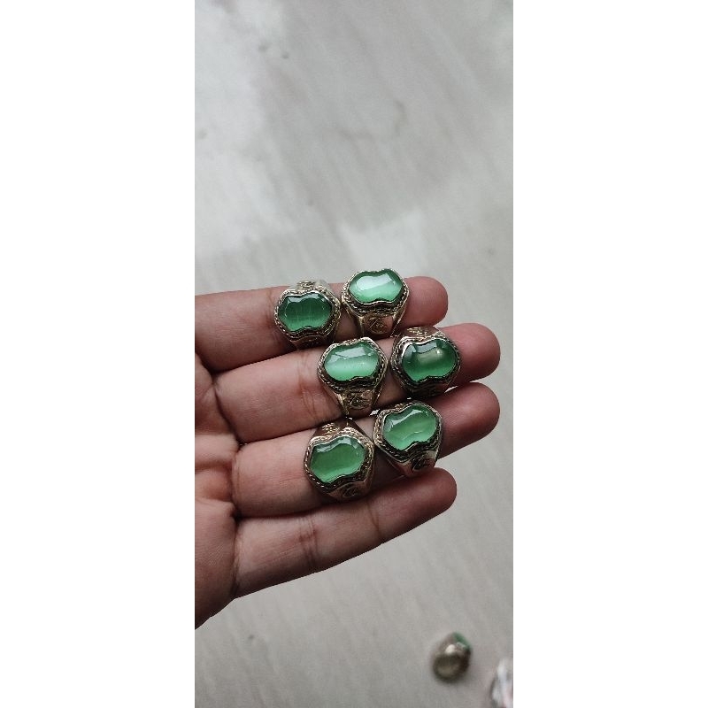 HIJAU ((NATURAL)) Green stone clog ring | Shopee Malaysia