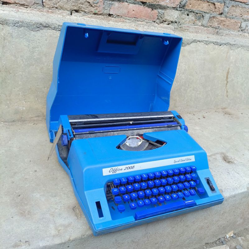 MESIN Vintage Blue Typewriter | Shopee Malaysia