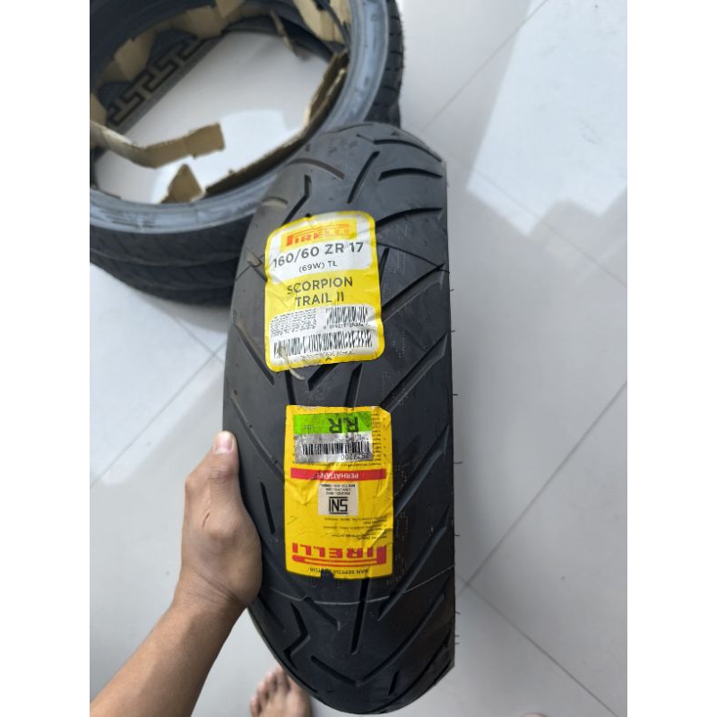 ((minus Slightly cracked)) PIRELLI tires 160/60-17 RING 17 SIZE 160/60 ...