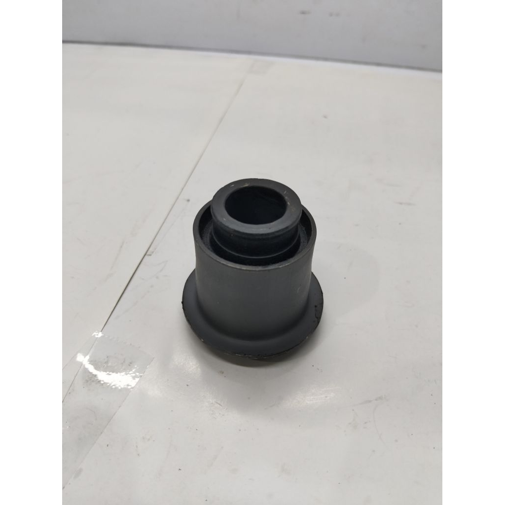 Ford Ranger 2500 Wing Bosh/Arm Bushing.CC (UH71-34-470) | Shopee Malaysia