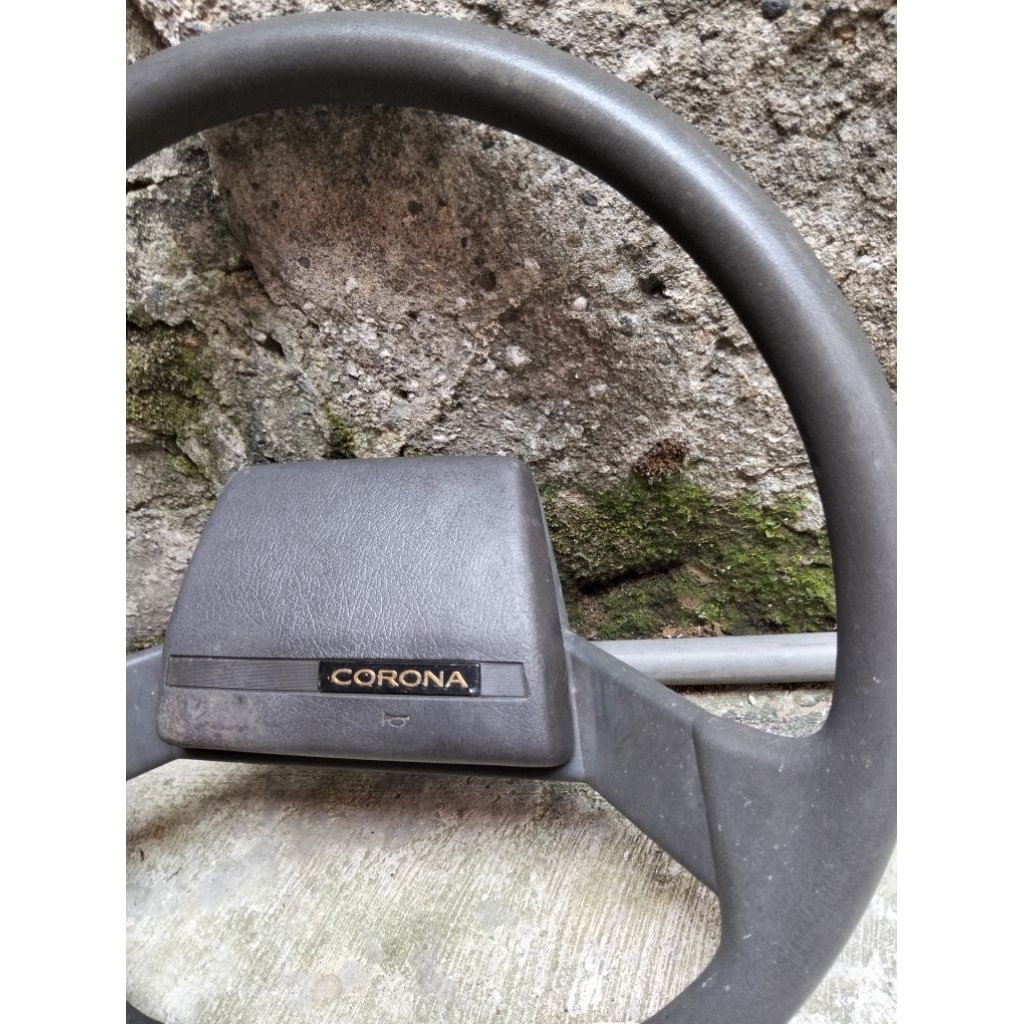 Toyota Corona steering wheel 1982-1986 pnp kijang super grand Corona ...