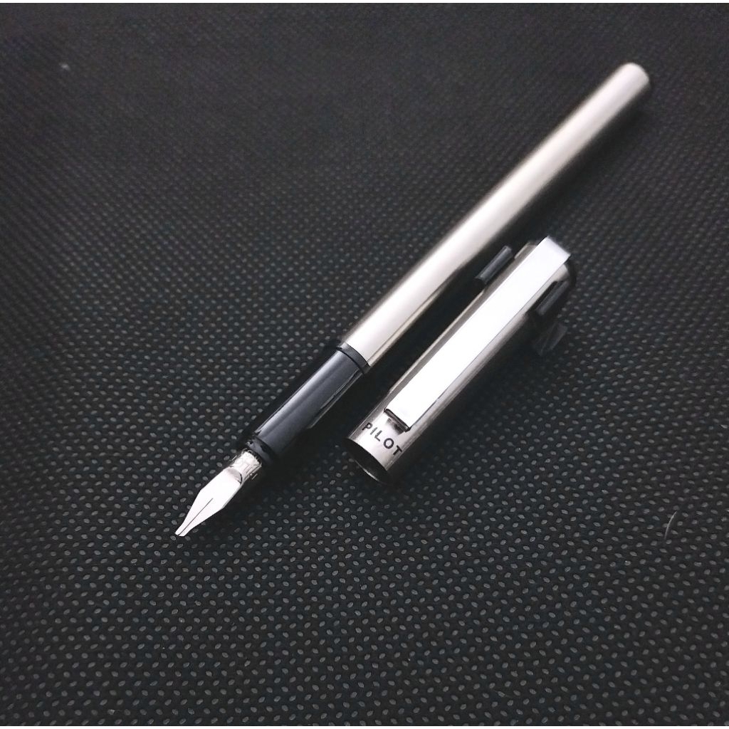 WAREHOUSE CLEARANCE PILOT COLLAR CHAT PEN FOUNDATION PILOT CALLIGRAPHY ...