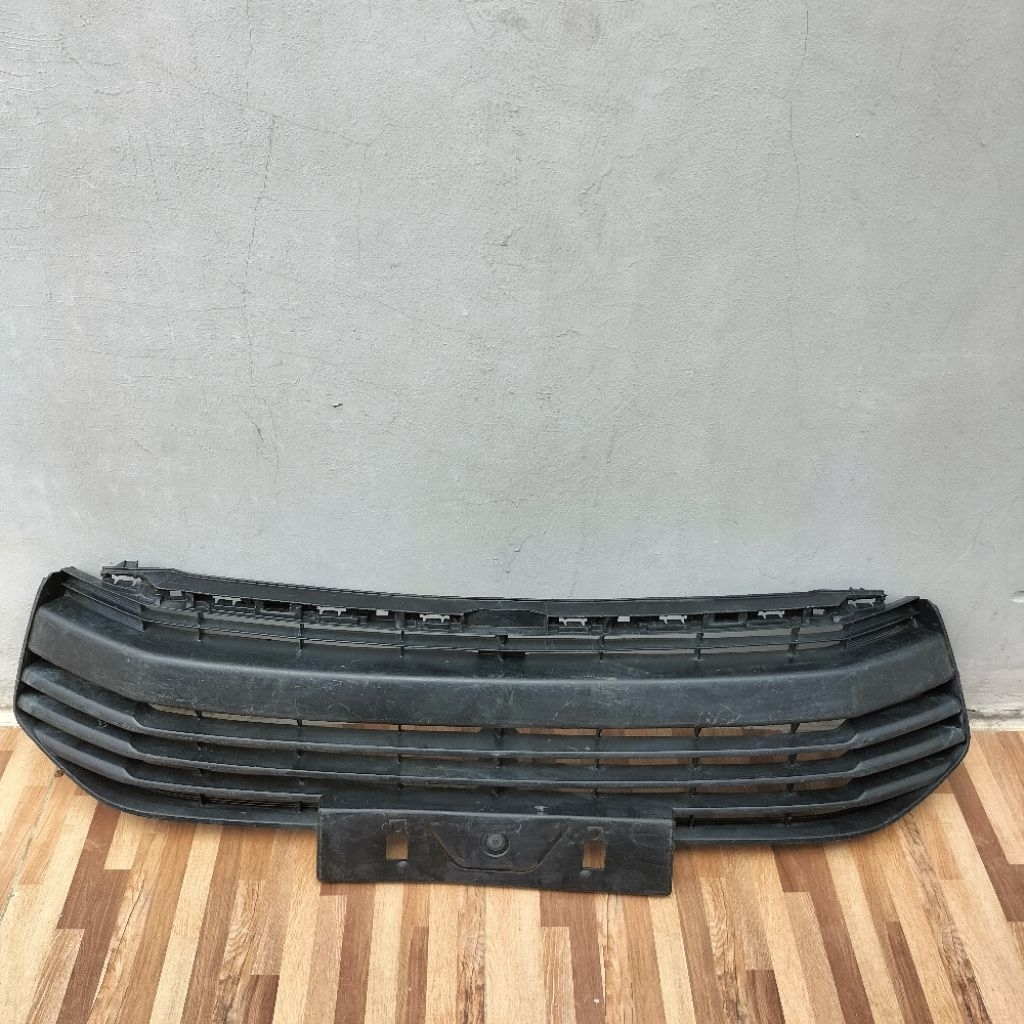 Innova reborn bumper grill frame 2016 2017 2018 2019 2020 | Shopee Malaysia