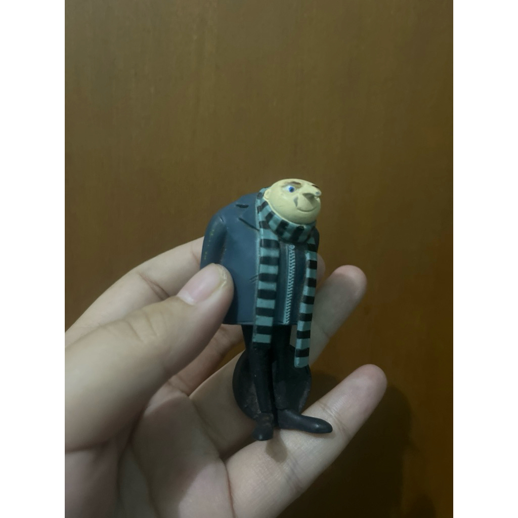 Gru minion original universal studio | Shopee Malaysia