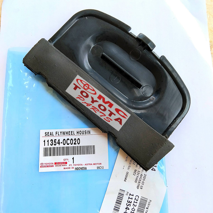 Rubber Cover Seal Housing Fly wheel Kijang Innova Fortuner Hilux ...