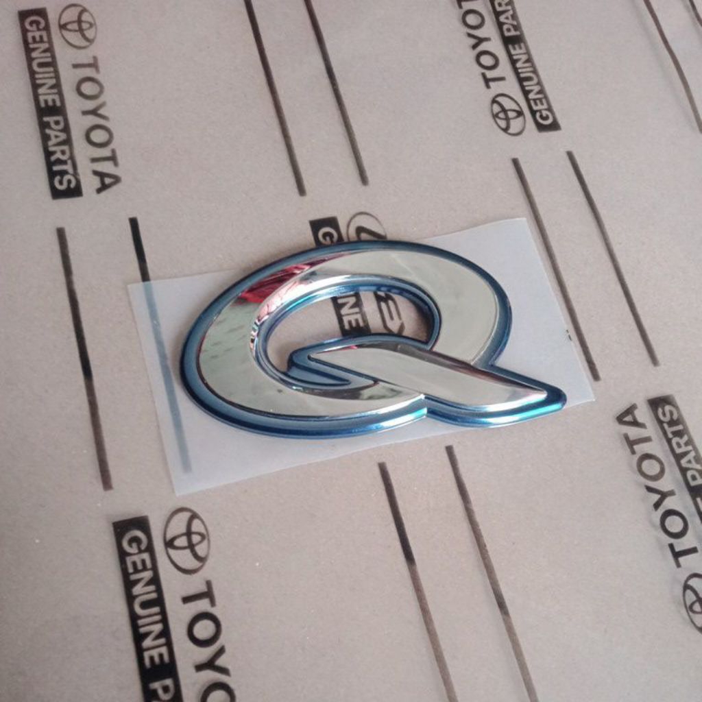 Original Sienta trunk q type logo emblem | Shopee Malaysia