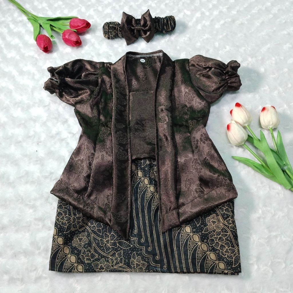 BABY KEBAYA / GIRLS KEBAYA / KUTUBARU JAQUARD SILK KEBAYA CLOTHES SET ...