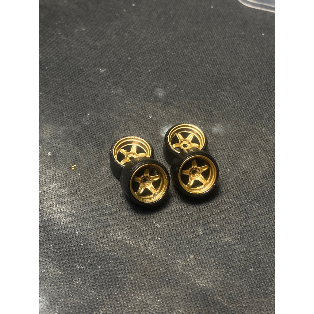 Hotwheels custom 1:64 volks 21v tire rims | Shopee Malaysia