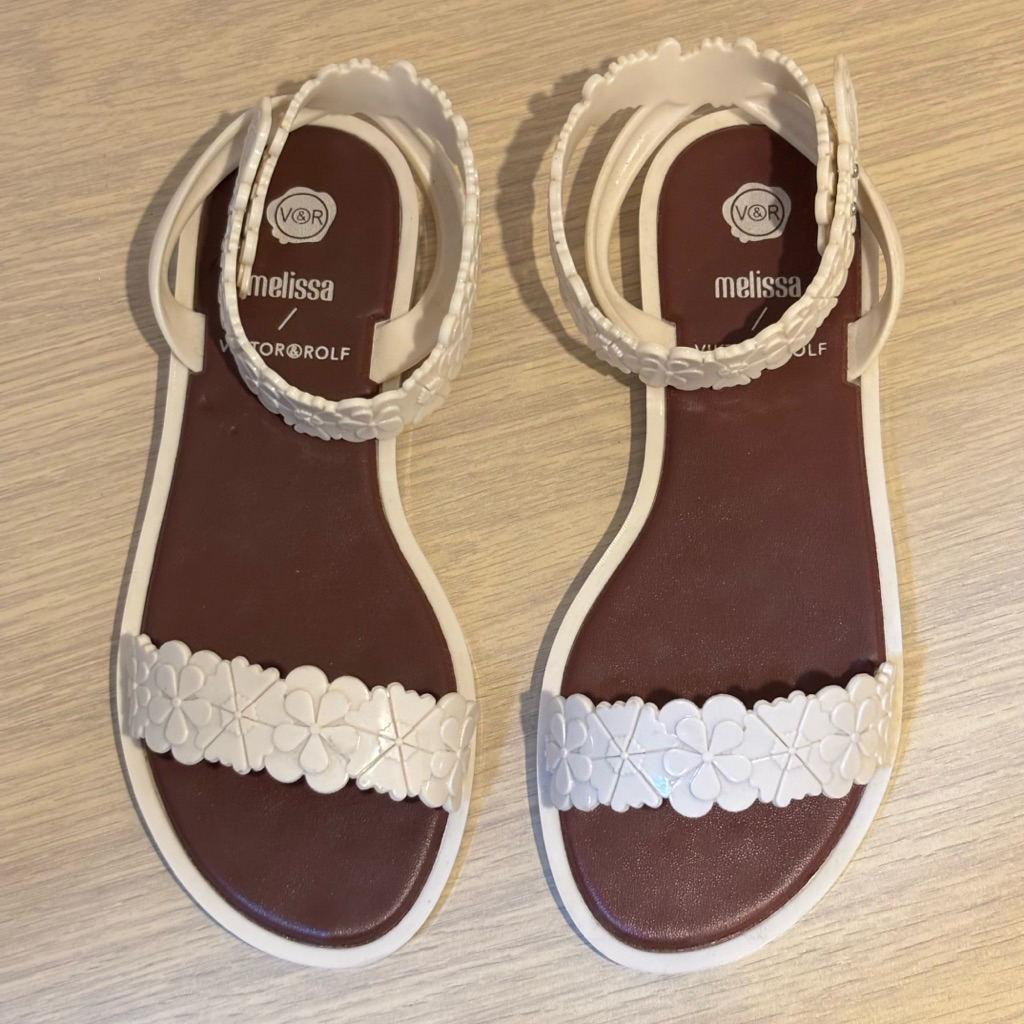 Melissa x victor & rolf kw wave sandal blossom | Shopee Malaysia