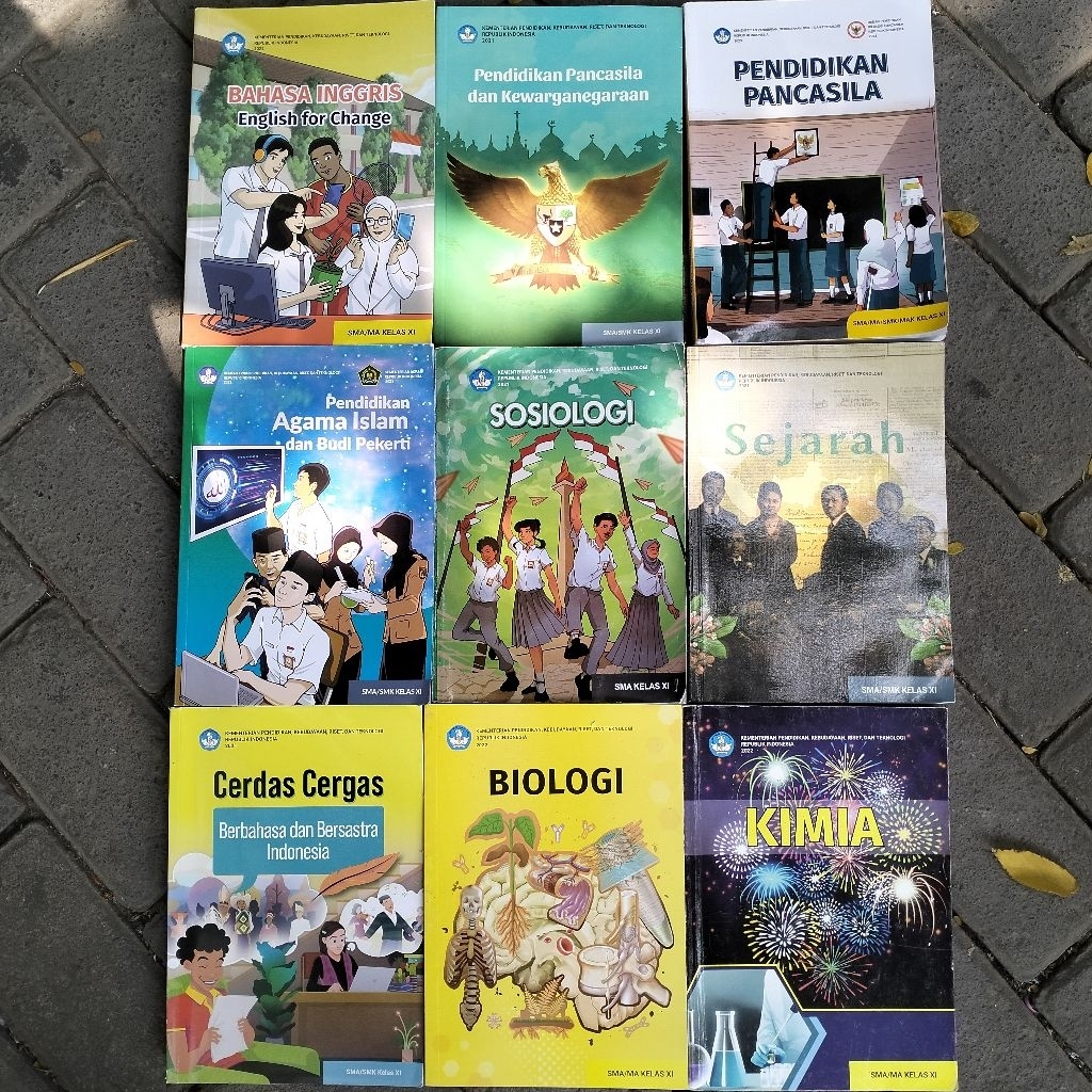 CLASS XI TEXTBOOK (11) SMA diknas / BIOLOGY / SOCIOLOGY / SMART SMART ...