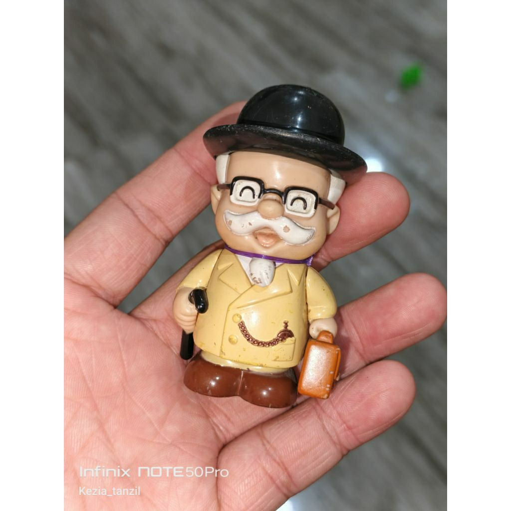TOY SALE KFC SISTER RARE RARE RARE RARELY WITH CENTUCKY COLONEL SANDERS ...