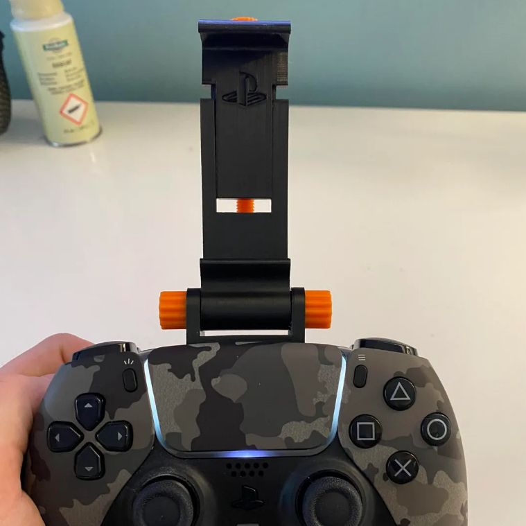 DualSense Adjustable Phone Holder 3D Print | Stand hp for PS5 Play ...