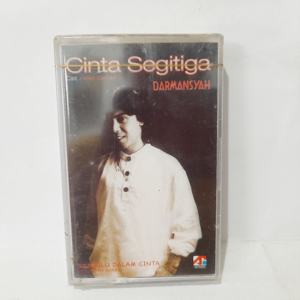 Darmansyah Cassette - Triangle Love (Seal) | Shopee Malaysia