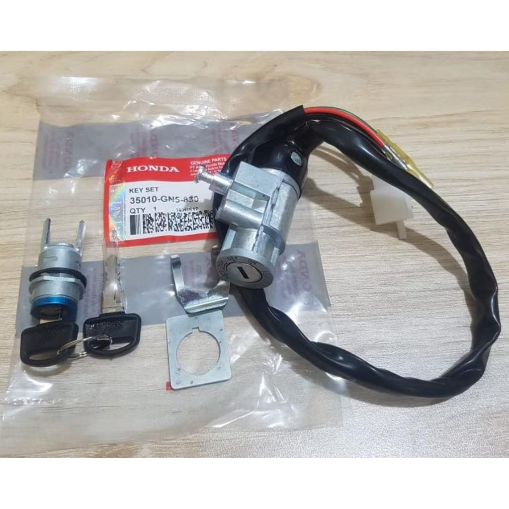 ASTREA LEGEND CONTACT KEY CONTACT KEY AND ASTREA GRAND PRIMA GN5 SEAT ...
