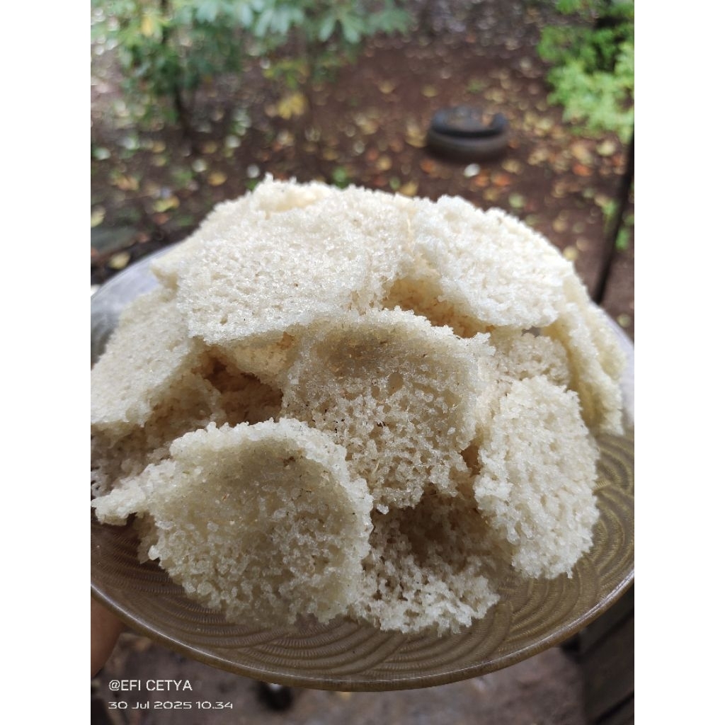PATHILO RENGGINAN CRACKERS, RAW MINI CASSAVA, ORIGINAL FROM MOUNTKIDUL ...